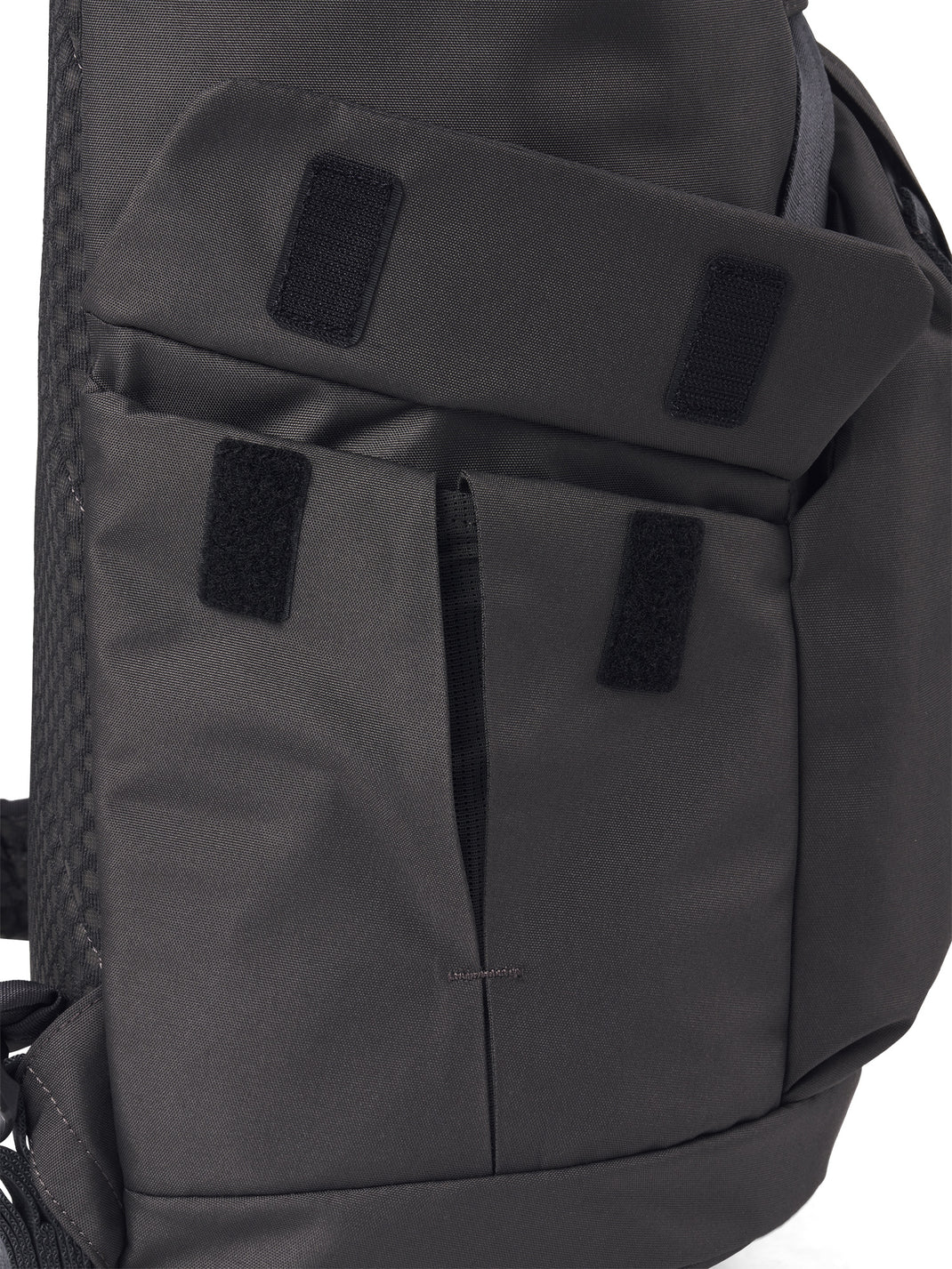 Kross Backpack - Flexibel und nachhaltig für Alltag und Reise – pinqponq